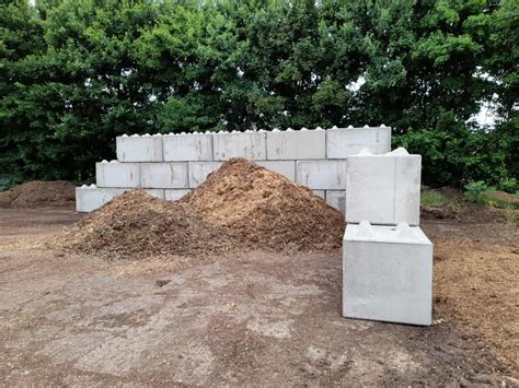 Interlocking Concrete Blocks In Hertfordshire Concrete Panel Systems