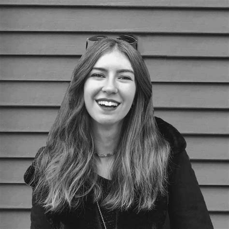 Özgün Ayhan Product Designer Insider Xing