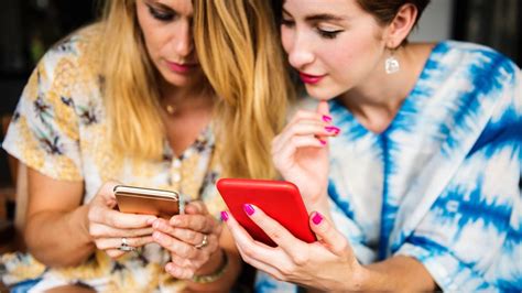 How To Choose The Perfect Dating Profile Pics