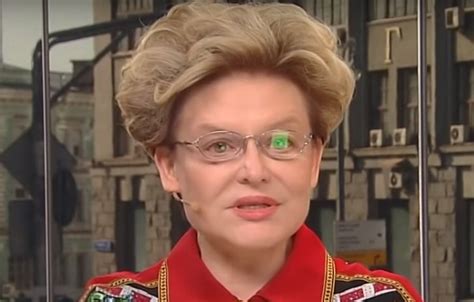 Малышева трогательно поздравила маму с днем рождения 24СМИ