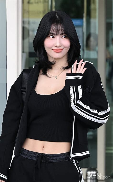 Twice Momo R Kpophotties