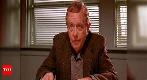 Twin Peaks Actor Warren Frost Dead At 91 Times Of India