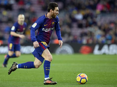 16 Fotos De Lionel Messi En Otro Día Histórico Alcanzó Los 1 000 Goles De Pelé Infobae