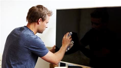 Can You Fix The Dirty Screen Effect HowStuffWorks