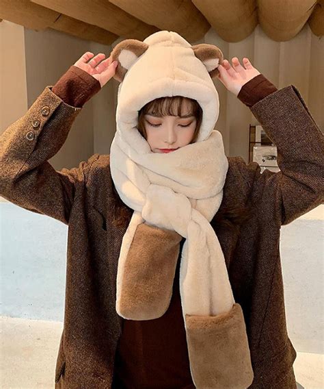 밍크퍼 쁘띠 곰돌이 올인원 모자 곰돌이목도리 곰돌이후드 곰돌이귀마개 곰돌이귀도리 털목도리 귀여운목도리 뽀글이목도리 양털목도리 귀도리모자 곰돌이귀도리 후드 곰돌이바라클라바