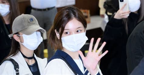 스테이씨 재이 귀여운 토끼 인형과 함께 [사진]