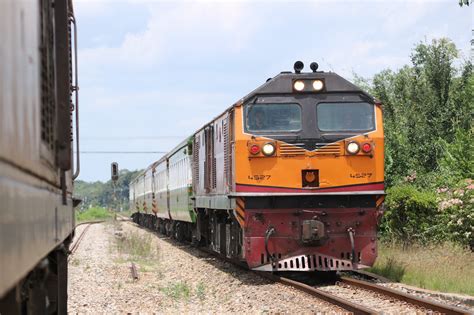 เฮ้ย รถไฟนี่หว่า ไม่อึดจริงๆ ไม่ได้วิ่งรถท้องถิ่นภาคใต้นะครับ เฮ้ยรถไฟนี่หว่า แอดกุญแจมือ