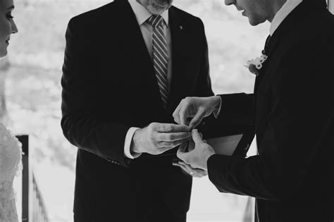 Craig Historians Trace The Origin Of Wedding Rings To Ancient Egypt Around 3000 Bc Egyptians