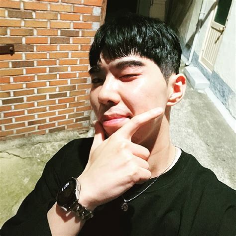 wlstjr k j ss 님의 게시물 KREAM