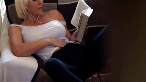 Caught Spying On Mommy Joi Videos Porno Móvil Gratis Iporntv