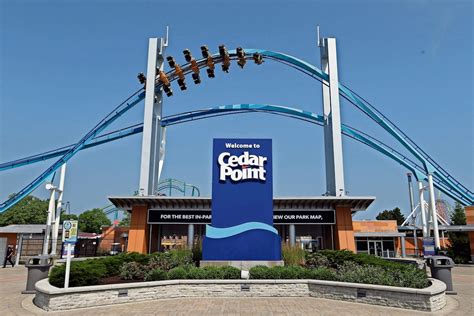 Cedar Point Hiring Party Features Rides Food