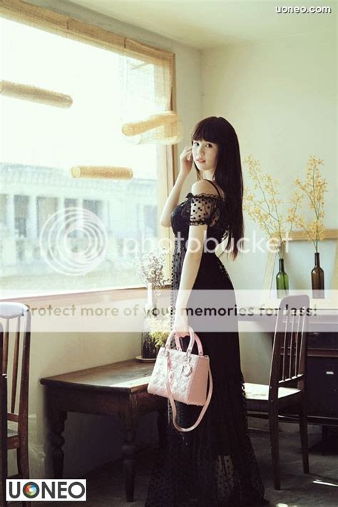 Pretty And Sexy Women Ngoc Trinh Vietnam Model Beautiful Costumes