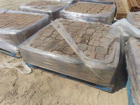 2 Pallets Of Interlocking Bricks