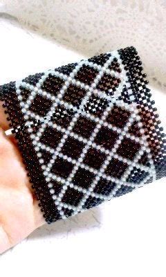 ビーズ編みの幅広ダイヤ柄ブレスレットlbl完成～♪ Ruビーズ×ハンドメイド