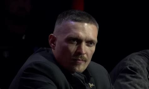 Александар Усик Танцувам и пеам во главата на Фјури