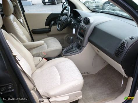 Tan Interior 2004 Saturn Vue V6 Photo 66208756