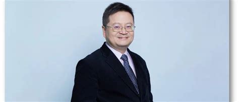 管涛：我与经济日报结缘三十年——写在《经济日报》创刊40周年之际人民币汇率中国