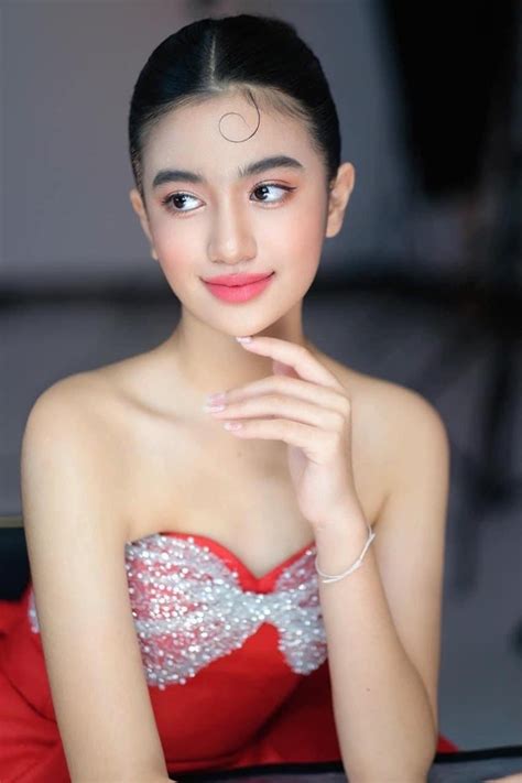 រំភើប និងមានមោទកភាព ព្រះនាងតូច ជេនណា ប្រកាសនឹងចូលរួមសម្ដែង