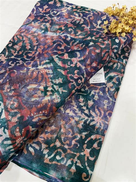 Buy Batik Fabrics Online Batik Cotton And Batik Linen Fabric Akrithi