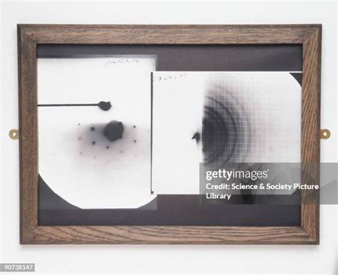 Diffraction Patterns Photos And Premium High Res Pictures Getty Images