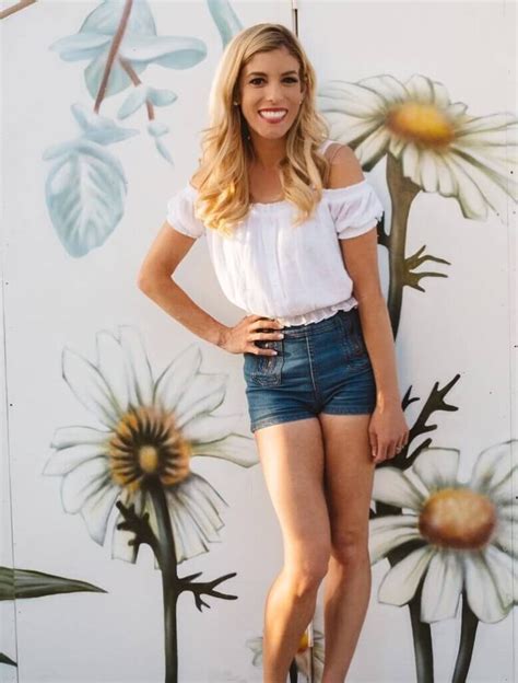 Must Have A Look Fashion Trends Of Rebecca Zamolo S Closet K Fashion