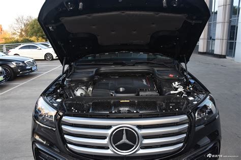 【奔驰2025款奔驰gls级 450 4matic 动感型】报价 参数 图片 新浪汽车