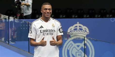 Cakep Penampakan Kylian Mbappe Dengan Balutan Jersey Real Madrid