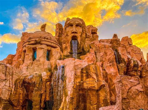 Deep Dive Into Mythos Restaurant At Universal Islands Of Adventure
