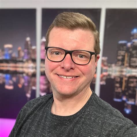 Chris Short Senior Developer Advocate Amazon Web Services Aws Linkedin