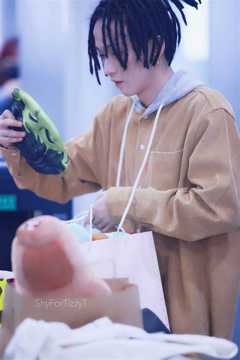 Pin By 初心不改 On Tizzyt Rapper