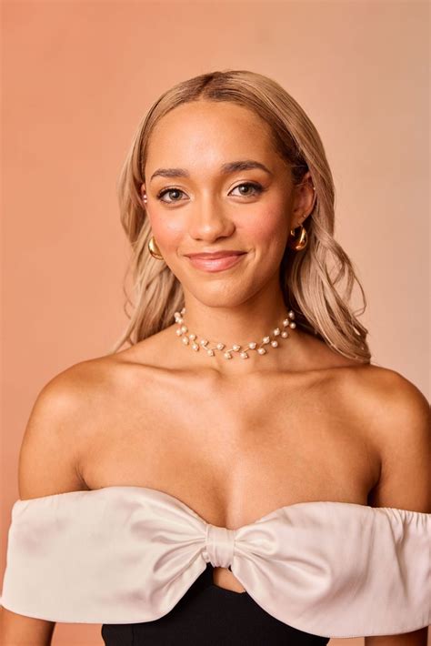 Amirah J Abc End Of Summer Soiree Portrait Studio For People