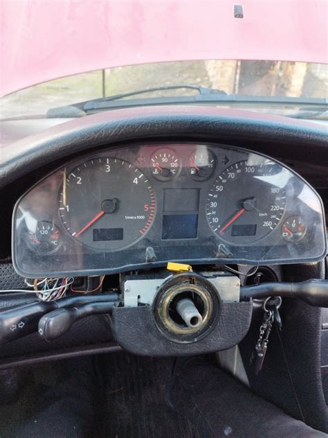 Поиск лампочки габаритов… — Audi 100 (C4), 2,3 л, 1992 года | своими ...