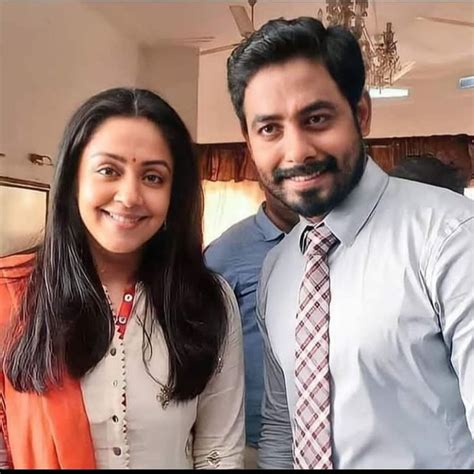 Neaithazh With Needle Adlı Kullanıcının Aari ️ Arjunan ️ Panosundaki Pin