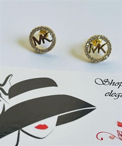 𝐌𝐢𝐜𝐡𝐞𝐥𝐥𝐞 𝐒𝐭𝐮𝐝𝐬 Nail Designs Enamel Pins Cards