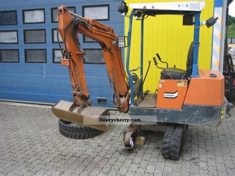 Takeuchi Tb 15 2012 Minikompact Digger Construction Equipment Photo