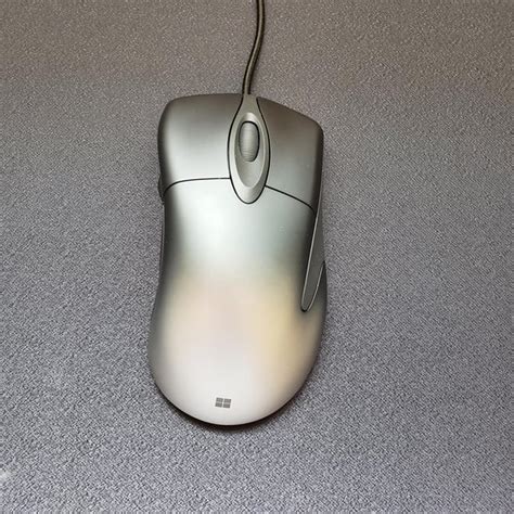 This Is The Sexiest Mouse Ive Ever Seen Irl Mini First Impressions R Mousereview