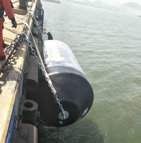 Foam Filled Fender Polyurea Eva Marine Fender Boomarine