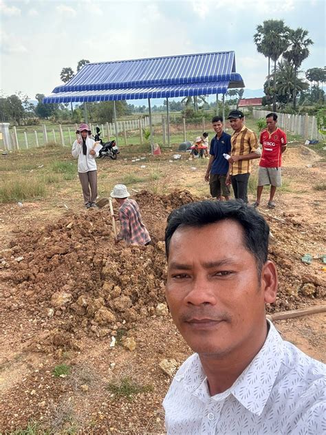 ម៉ៅចំរើន ជាងសាងសង់ Added A New Photo ម៉ៅចំរើន ជាងសាងសង់