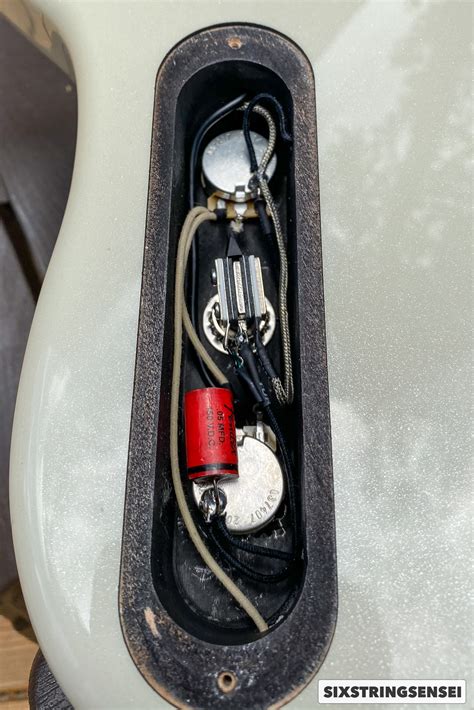 Clean Guitar Wiring With A Babe Work And Solder Experience