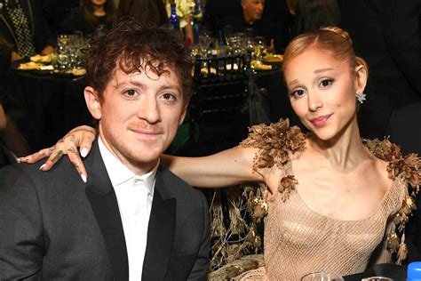 Ariana Grande Ethan Slater Cuddle Up At 2025 Critics Choice Awards Photo
