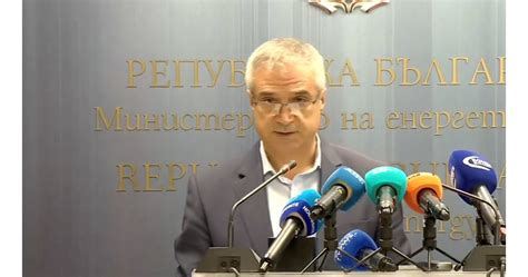 Министър Радев Над 90 от авариите по електропреносната мрежа са отстранени