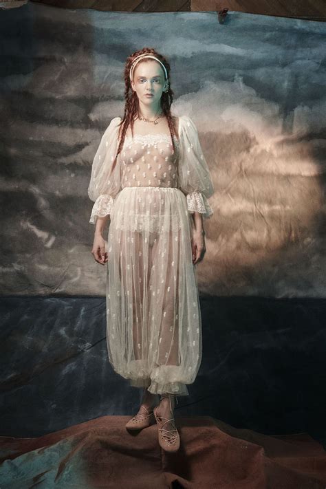 Celebs In The Spotlight Picture 20256originalmadelinebrewerfor