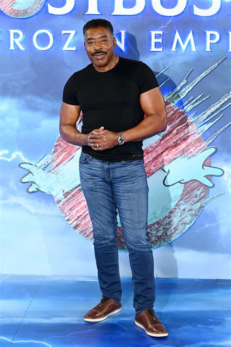 Ernie Hudson Doesnt Age Fans Gush Over 78 Year Old Ghostbusters Star