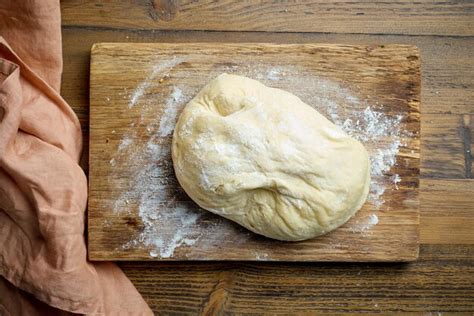 Premium Photo Fresh Yeast Dough