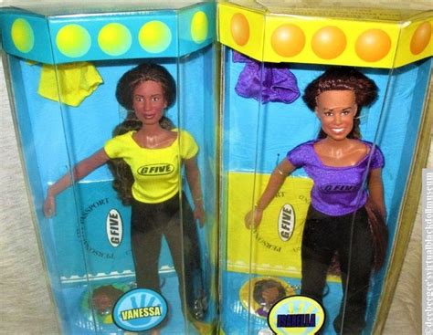 Get Set Club Vanessa And Isabella In 2024 Doll Museum Tshirt Colors