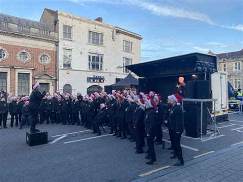 ‘best Ever Warminster Christmas Celebrations Event Lights Up Town With