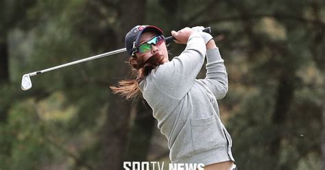 포토s 힘찬 티샷 날리는 박지영