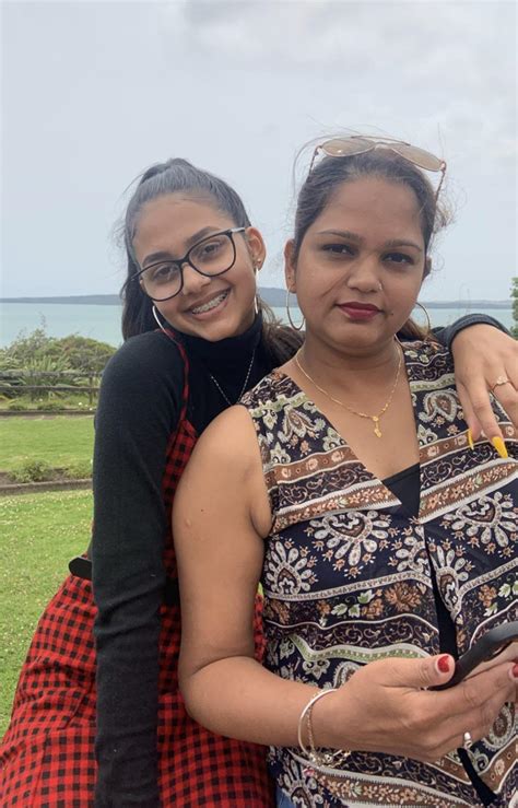 Cant Believe Im Posting My Mom And Sis Will Remove Soon Scrolller