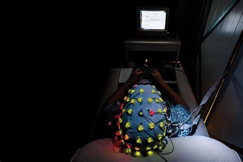 The Uh Brain Lab Watched Me Think Hawaii Business Magazine
