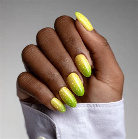 20 Gorgeous Green Ombre Nail Combinations You Must Try